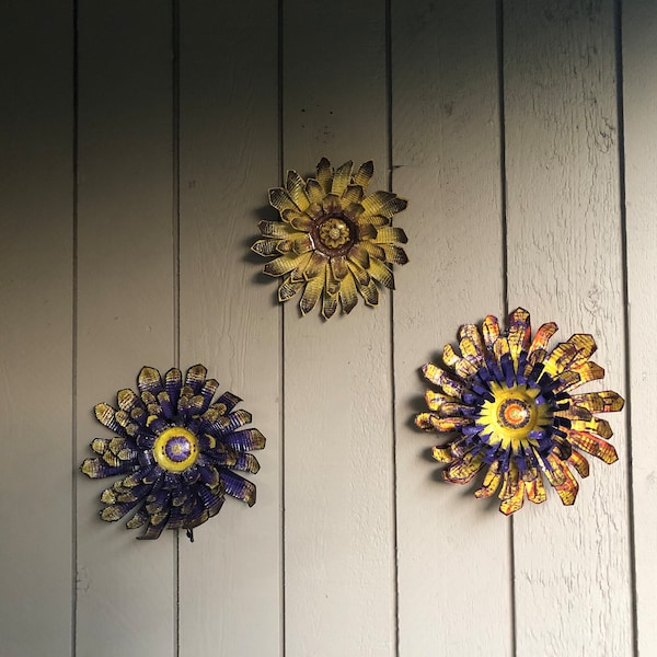 Recycled Metal Flower/ Metal Art/ Tin Can Flower/ Garden/ Yard Décor ...