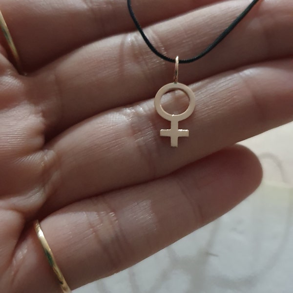 14K Female Symbol Necklace, Feminist Necklace, Solid Gold Charm ...