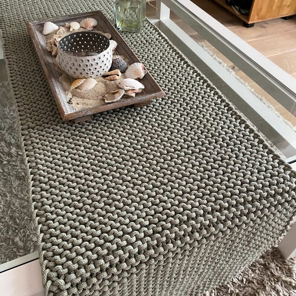 Minimal Table Runner for Diningroom. Protective Desk Mat. Table Runner ...