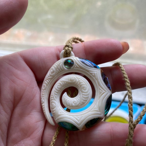 Maori Koru Bone Pendant | Hand Carved New Zealand Bone Carving Necklace ...