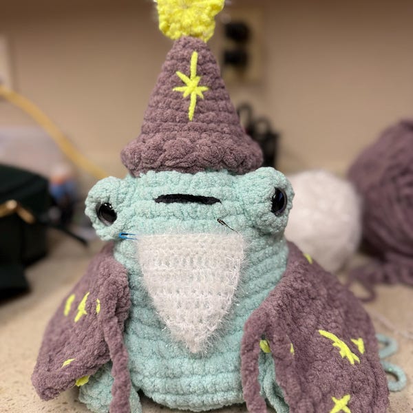 Jumbo Wizard Frog Crochet Pattern / Chunky Crochet Wizard Mage / US PDF ...