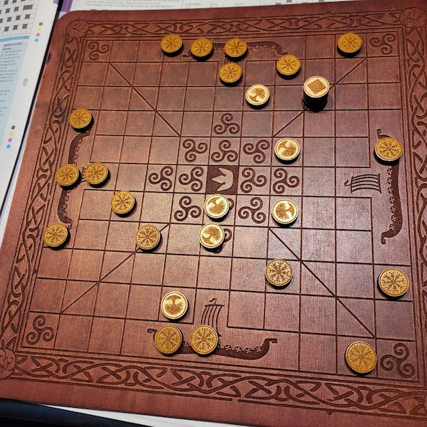 The Royal Game of Ur, Game of Twenty Squares, Two-player Strategy Race ...