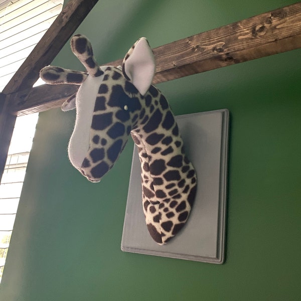 Stuffed Safari Animal Heads Trio / Stuffed Animal Heads / Faux Animal ...