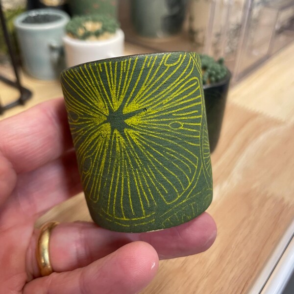 Handleless Mug Mold in Cylindrical Shape With Glaze Rim, Ceramic Slip ...