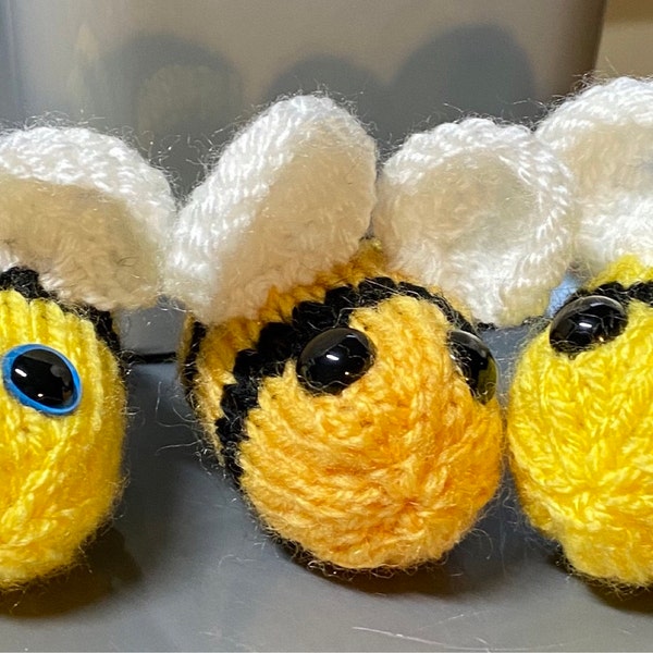 Love Bugs Spring Wreath Knitting Pattern PDF - Etsy