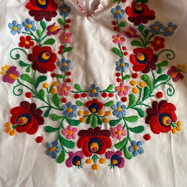 Hungarian Handembroidered Blouse Floral Handembroidered, Hungary ...
