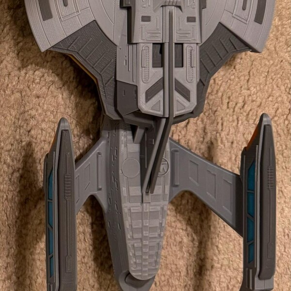 22 Inch Scirocco Class Heavy Cruiser High Detail, Fully Colored and ...