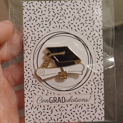 Graduation Enamel Pin Graduation Hat Smily Face University Token Gift ...