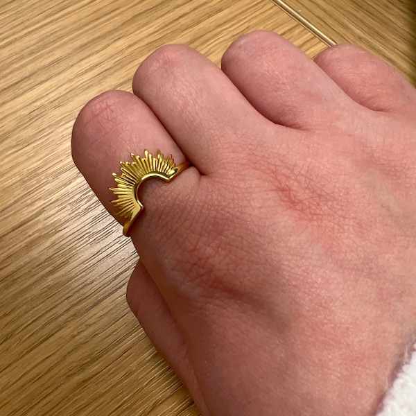 Sun Ring - Rising Sun Ring - Gold Dainty Ring - Spike Ring - Statement ...