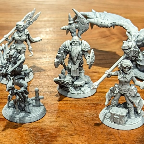 Cliff Slum House, Miniature Land Dungeons and Dragons Pathfinder Table ...