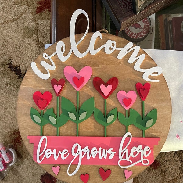 Love Grows Here Door Hanger SVG, Valentine's Day Welcome Sign SVG ...