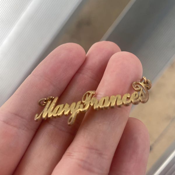 Carrie Font Name Necklace Personalized Carrie Style Nameplate ...