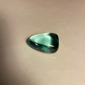 Que Sera Tumble Stone - Etsy