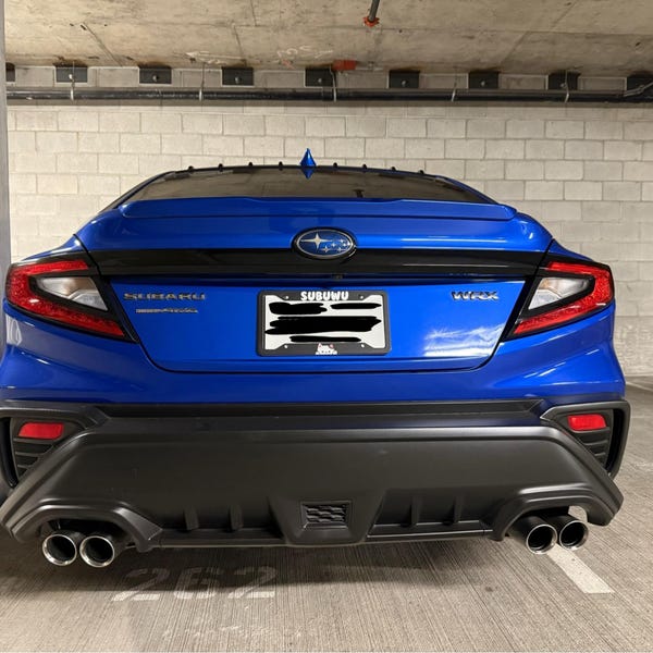 Ultra Slim Subuwu Subaru Anime Peeking Cat Metal License Plate Frame ...