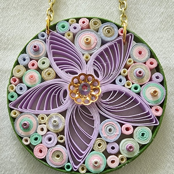 Earrings, Hearts: Paper, Quilled (curled and Shaped), in Green, Red ...