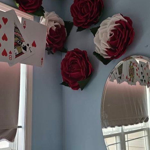 Large White and Red Rose, Alice in Wonderland Theme Birthday Party ...