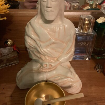 Jesus Christ Meditating Full Lotus Yoga Position - Etsy