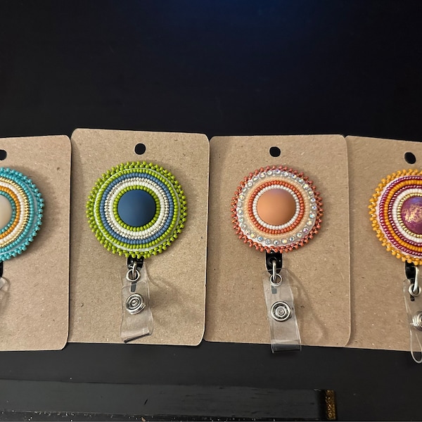 Badge Reel Display Cards Badge Reel Packaging for Vendor Displays Craft ...
