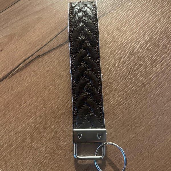 In the Hoop Wristlet Machine Embroidery Design Wrist Straps ITH Key Fob ...
