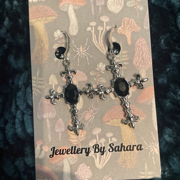 Vampires Kiss Necklace Beaded Chain, Goth, Grunge, Alternative ...