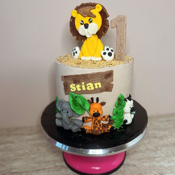 Lion King Cake Topper With Gold Crown, Fondant, Custom Cake Topper ...