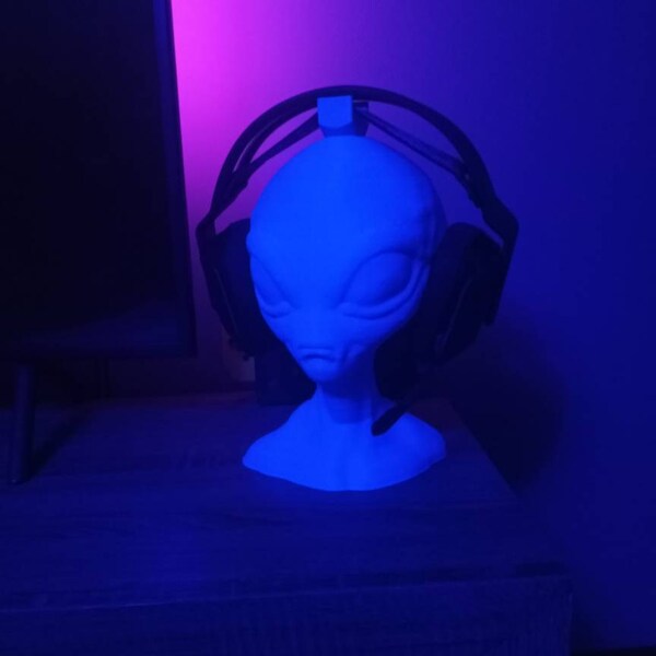 Alien Head Headphone Stand! Headset Holder Rack, Grey Area 51 ...