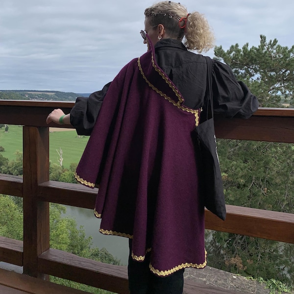 Renaissance Wool One Shoulder Capelet, Medieval LARP Cosplay - Etsy