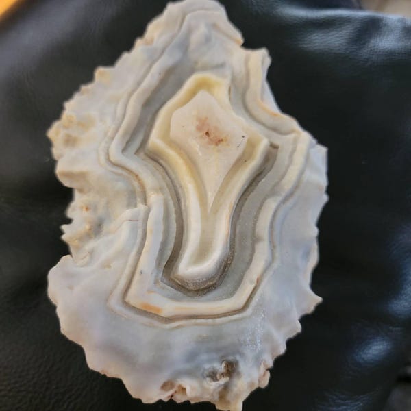 TOP Beautiful Polished Silk Banded Lace Agate From Madagascar,healing ...