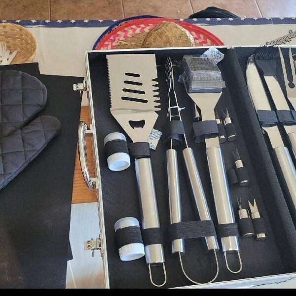 Personalized BBQ Grill Utensil Tools Set - 34-piece Steel Barbecue ...