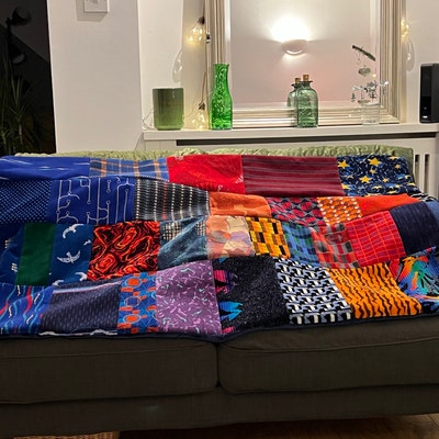 London Underground and London Bus Victoria Line, Blue Straub Moquette ...