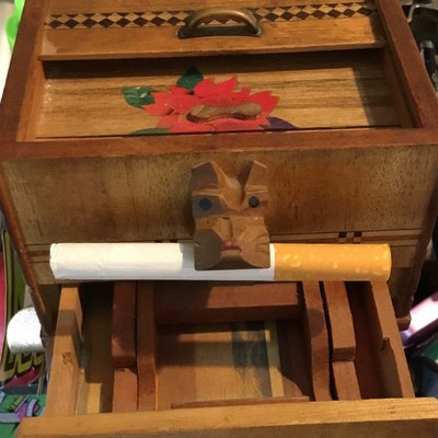 Fulper Pottery Art Deco Figural Lady Vanity Powder Dresser Jar / Stangl ...