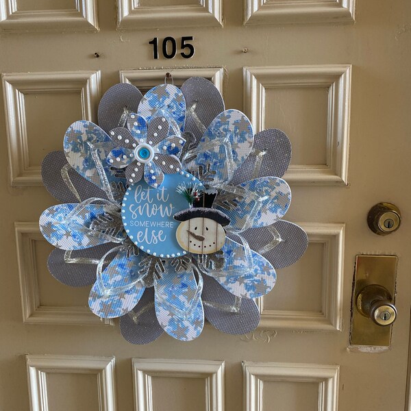 The Pool is Open Flip Flop Wreath Door Wall Decor Unique Gift Ocean ...