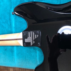 The Legend of Zelda triforce Custom Engraved LED Light Desk Light or ...