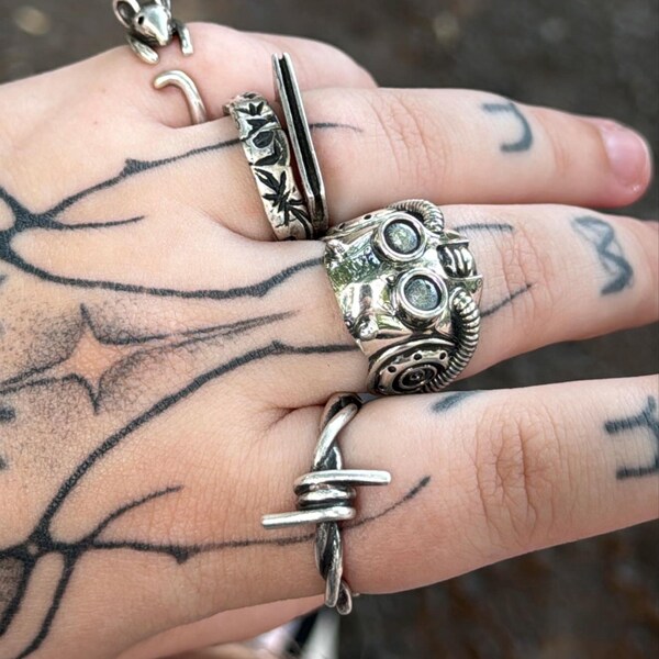 Nameless Ghoul Ghost IMPERA Ring Sterling Silver - Etsy