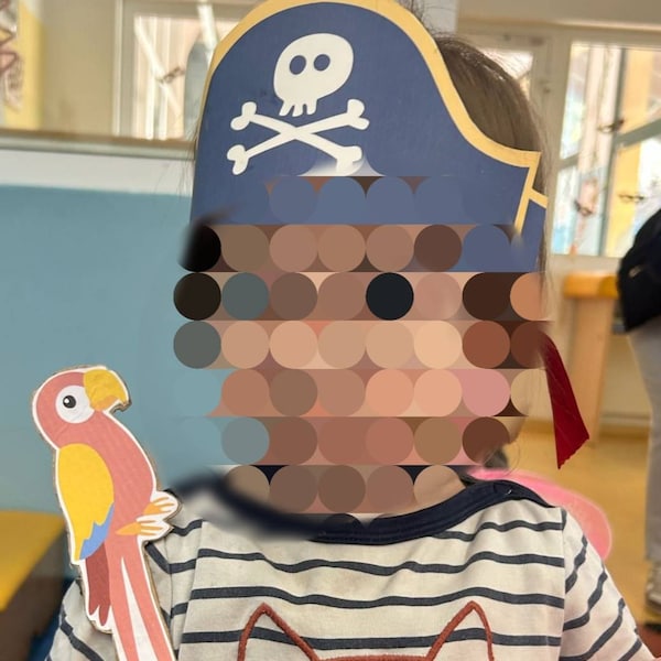 Friendship Bead Bracelet Font OTF SVG, Sequin Alphabet Doodle Letters ...