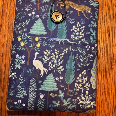 Rifle Paper Co Book Sleeve, Padded Book Sleeve, Wildwood Rabbit Green ...