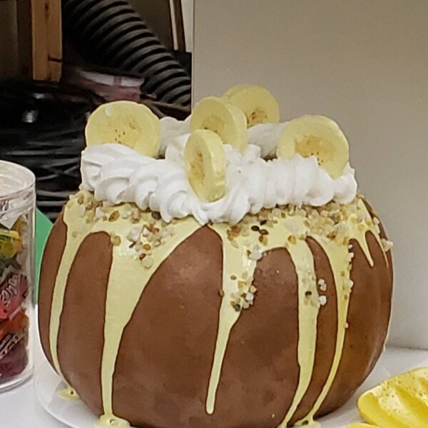 9.5 Pumpkin, Chocolate, or Apple, Faux Pies Faux Food /fake Bake ...