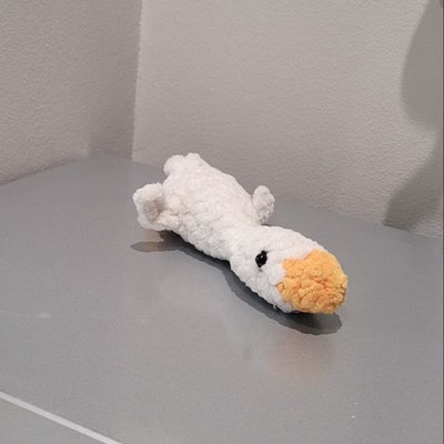 Quick Crochet PATTERN, Mini Hug Goose Keychain, No Sew Amigurumi for ...