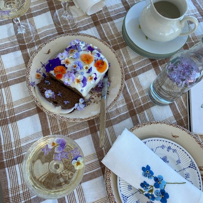 Set of 6 Spring Blooms Hand Embroidered Reusable Napkins - Etsy