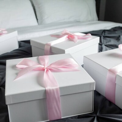 Gift Box for Him, Complete Gift Set for Him, Men's Watch, Sunglasses ...