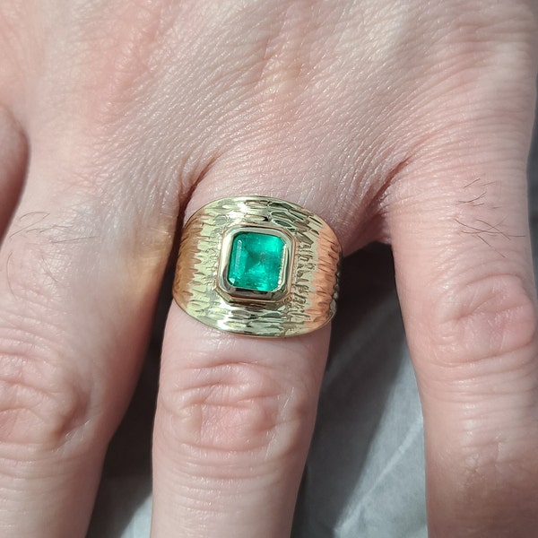 1.30cts 14K Colombian Emerald Solitaire Right Hand Mans Ring, Emerald ...