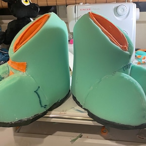 Feet Hooves Foam Base Pattern (Instant Download) - Etsy