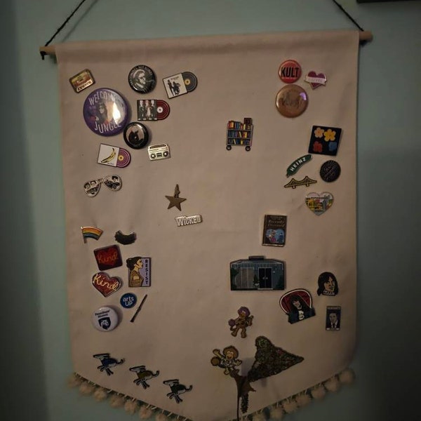 Decorative Pin Display, Pin Banner With Pom Poms, Canvas Wall Hanging ...