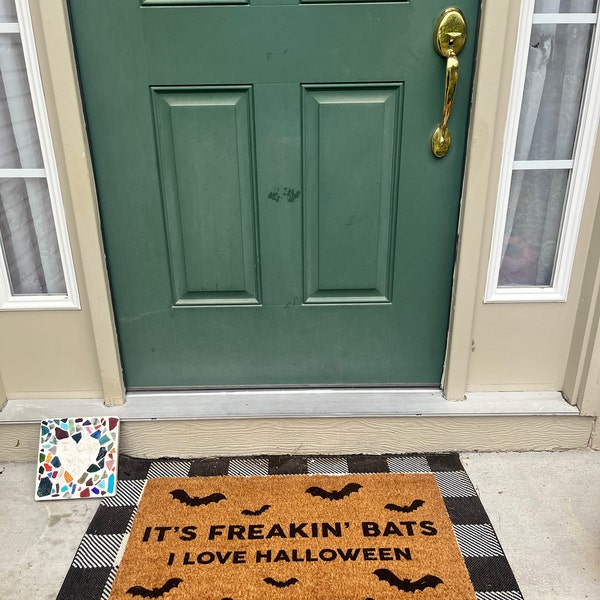 Doormat Its Freakin' Bats I Love Halloween L Funny Meme Doormat ...