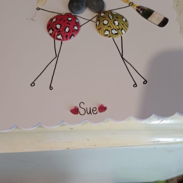 Best Friends Frame, Pebble People, Box Frame - Etsy UK