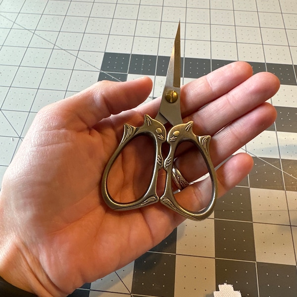 Squirrel Embroidery Scissors • Cute Forest Animal Vintage Style ...