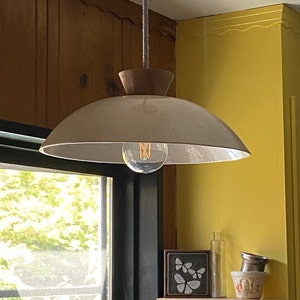 Speckled Cream Matt Dawn Pendant Light in Ceramic and Oak - Etsy