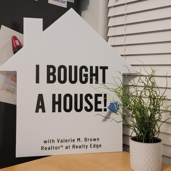 Real Estate Social Media Prop - "we Bought a House" Realtor Sign ...