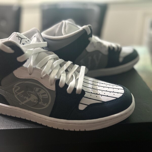 Custom Hand Painted Air Force 1 Fade Drip - Etsy