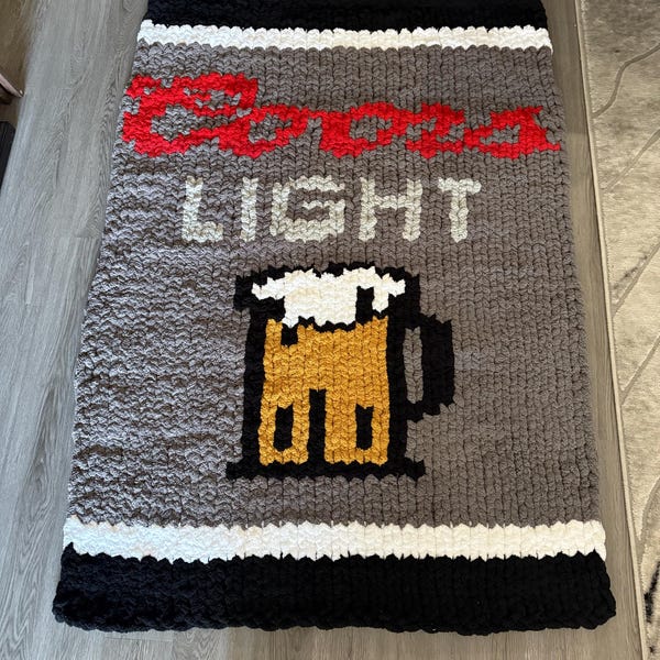 Fisherman With Bass - Finger Knitting / Chunky Knit Blanket Pattern - Etsy